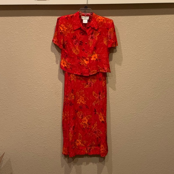 karin stevens | Dresses | Karin Stevens Dress Wjacket | Poshmark
